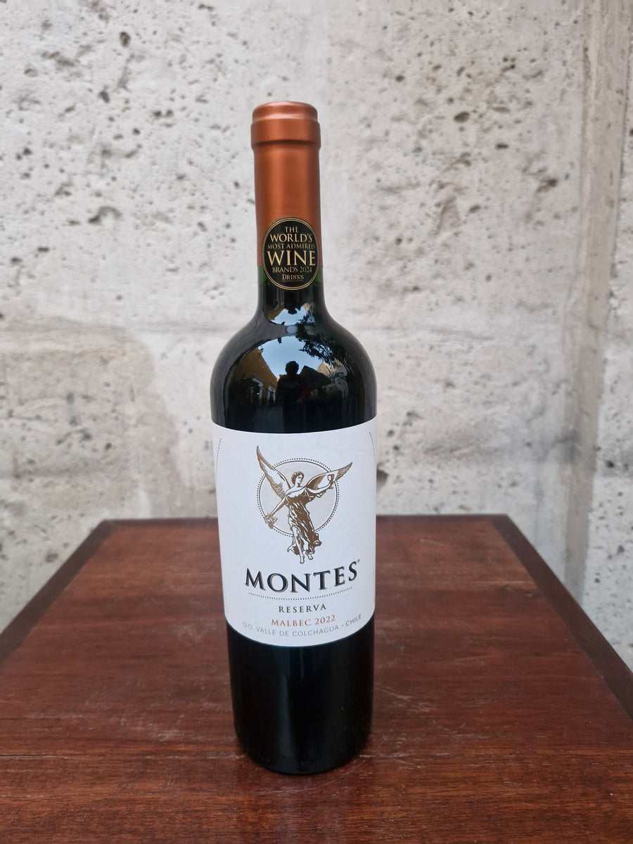 Montes Classic Series - Malbec – Zingaro Wine